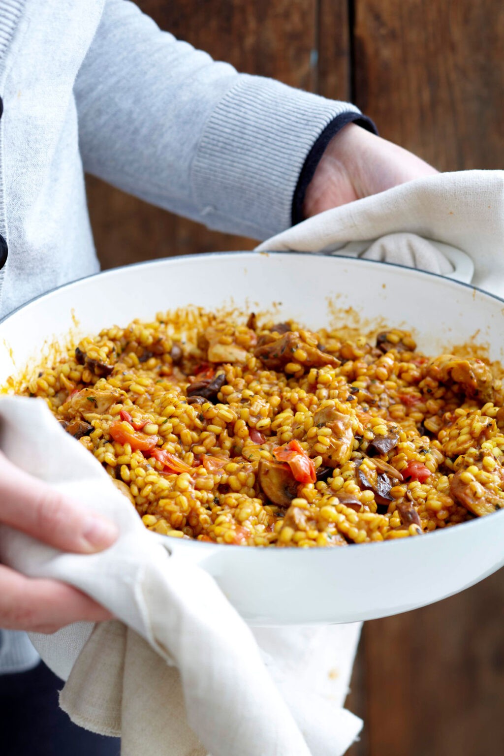 CHICKEN & PEARL BARLEY PILAF - NOMU