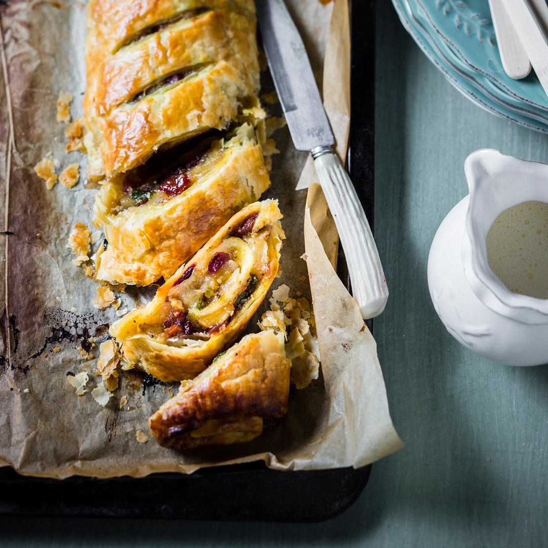 Moroccan Apple & Fig Roll - NOMU