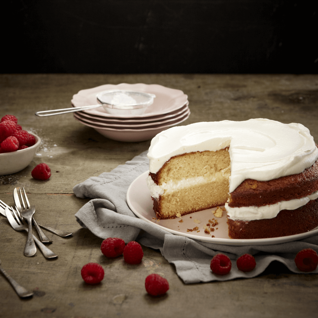 Vanilla Cake Baking Kit (Icing mix included)