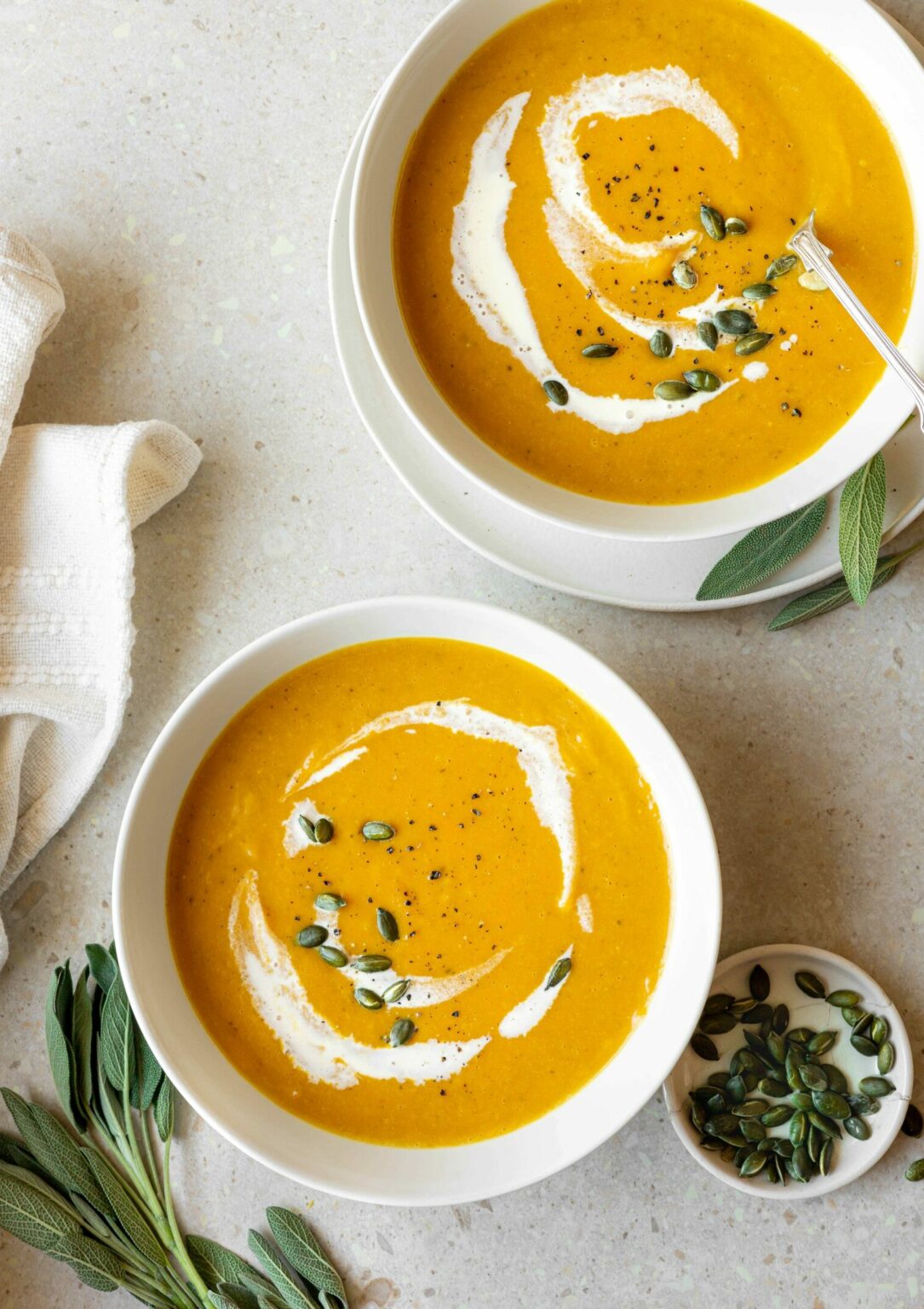 No-peel roasted butternut soup - NOMU