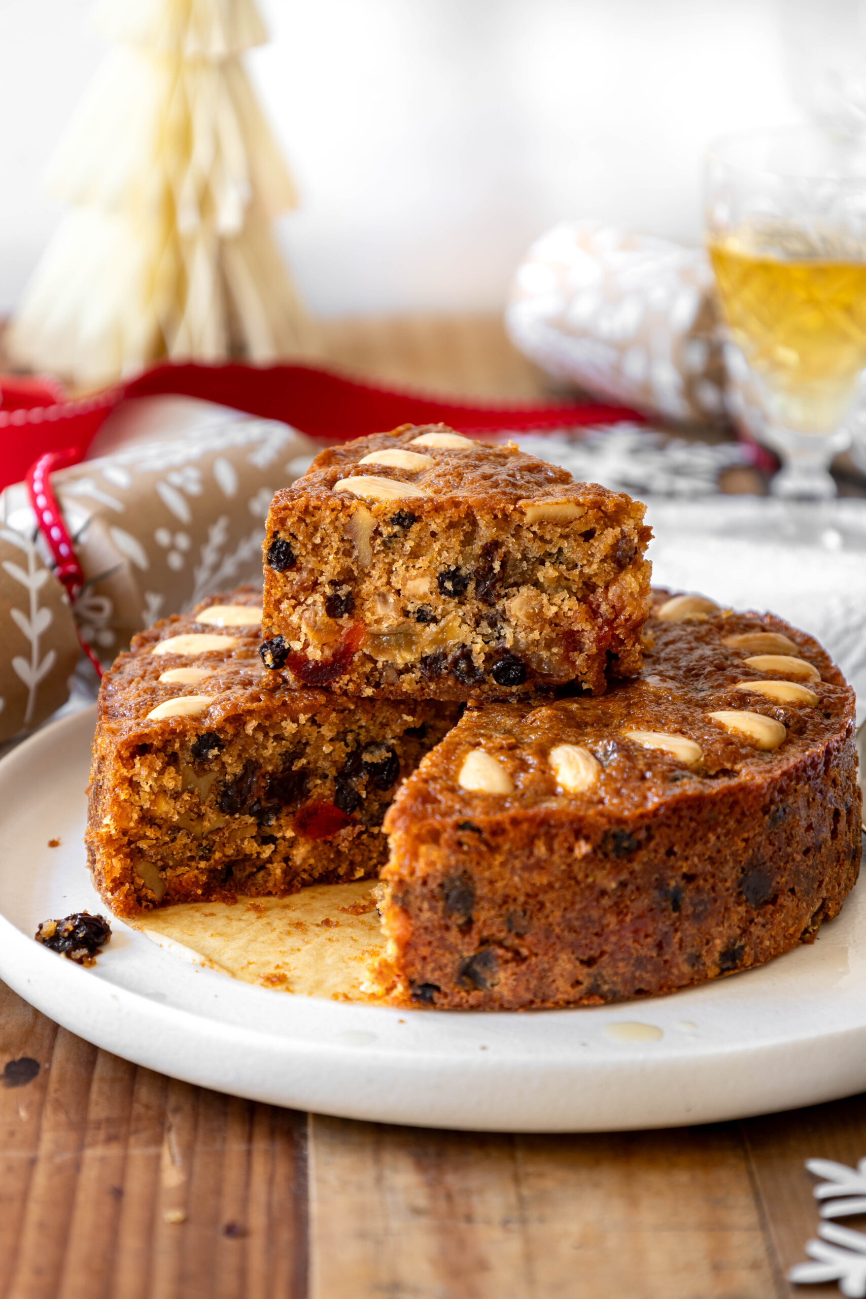 Mini Christmas fruit cakes - NOMU