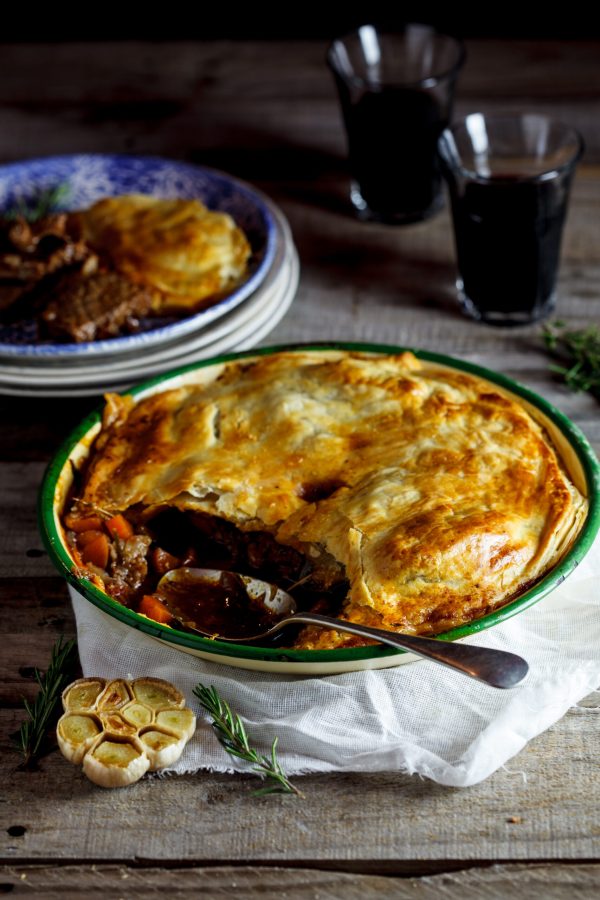 Slow-cooked lamb, rosemary and roasted garlic pie - NOMU