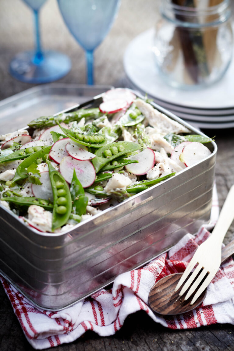 Chicken, sugar-snap & MAYU salad - NOMU