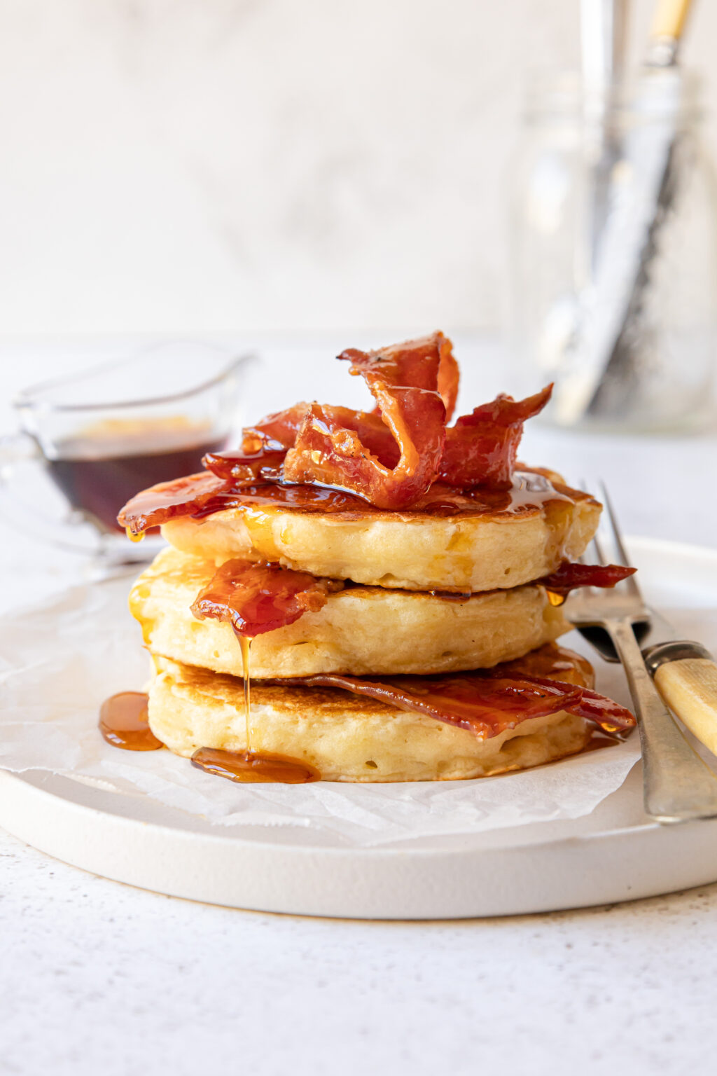 Buttermilk pancakes with maple glazed bacon - NOMU
