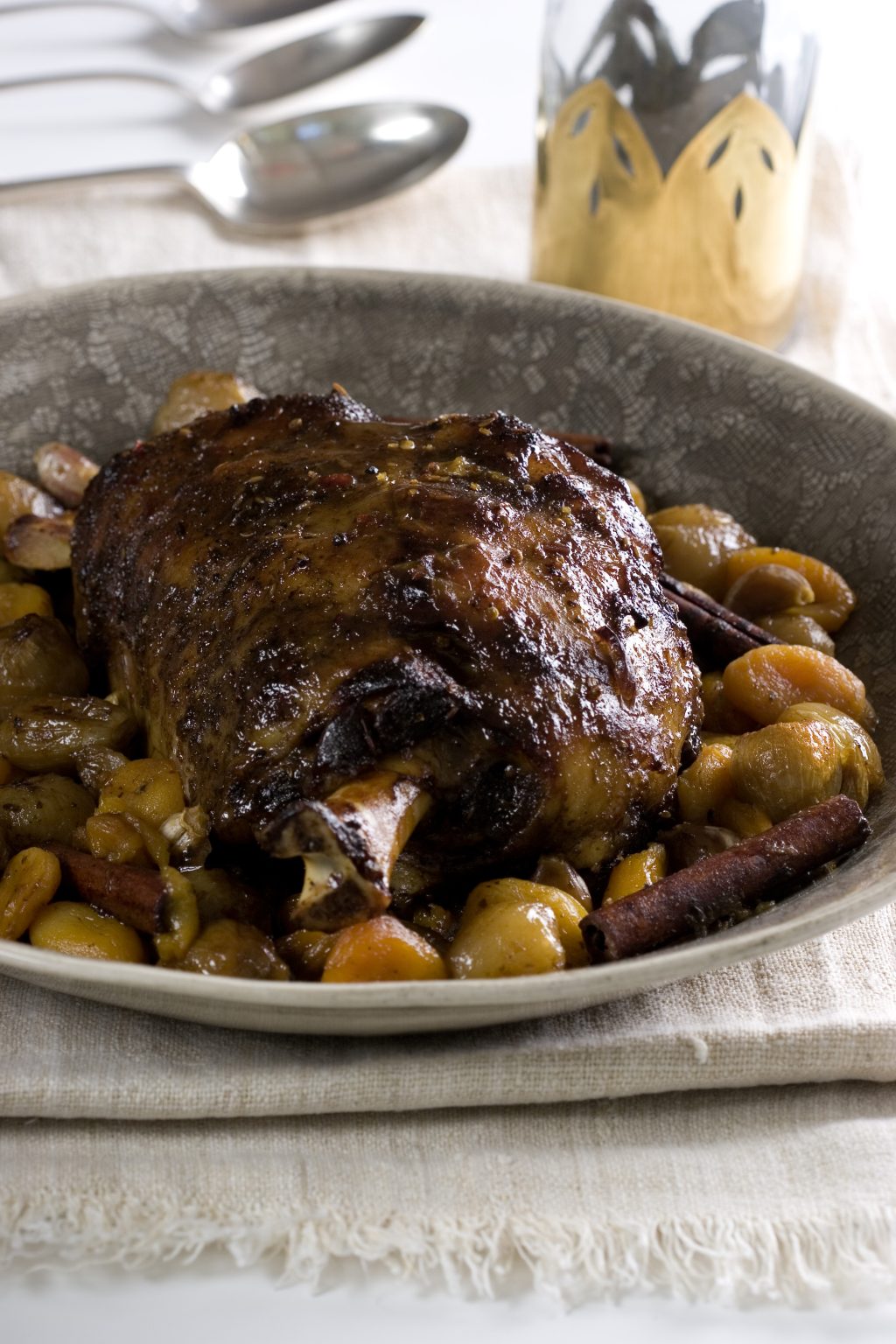Moroccan lamb shoulder with apricots & cinnamon - NOMU